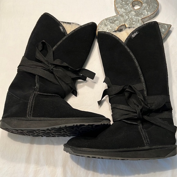 Emu | Shoes | Emu Black Suede Boots Size 9 | Poshmark